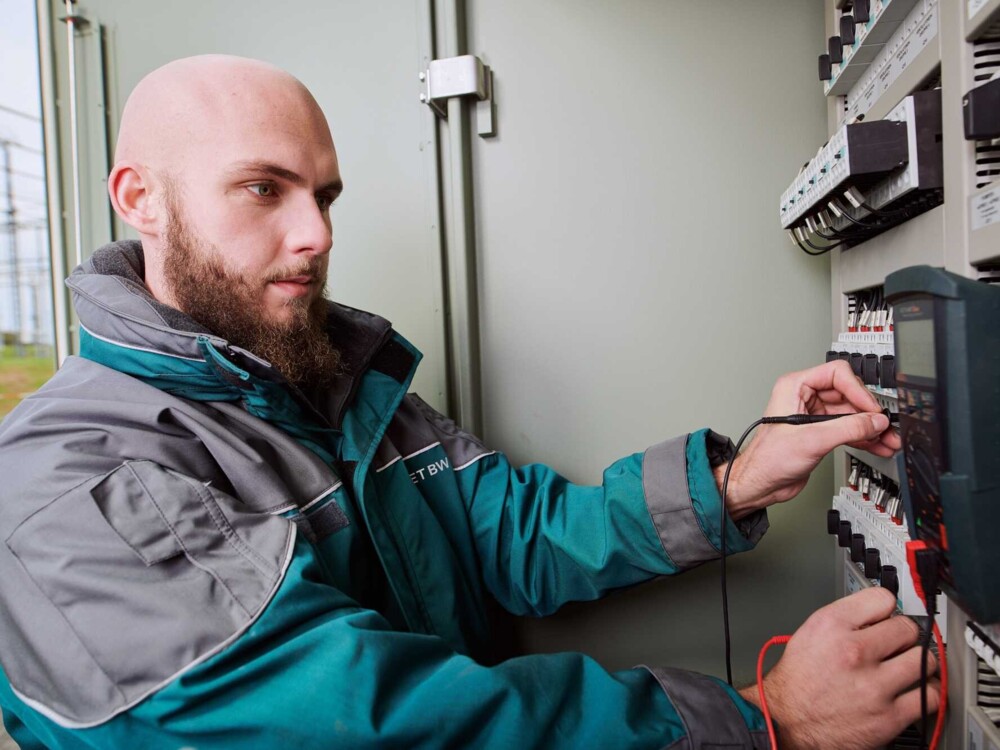 Ausbildung als Elektroniker m/w/d für Betriebstechnik - Schülerinnen ...